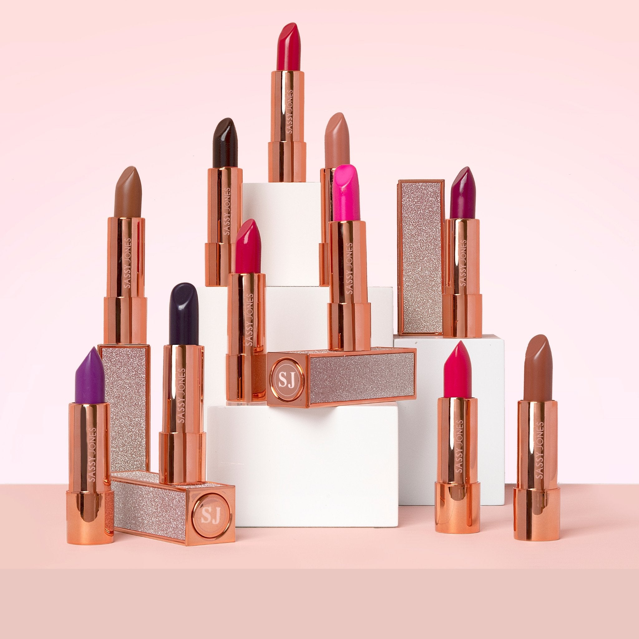 Lips – Sassy Jones