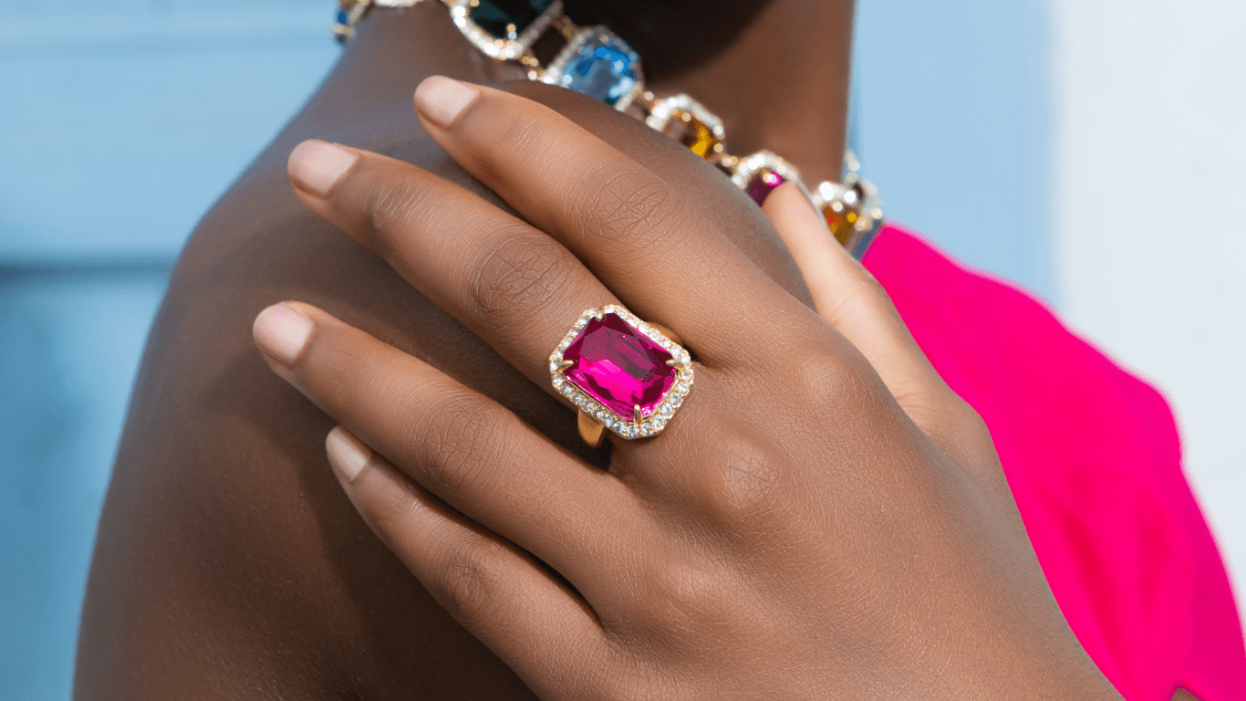 Statement Rings: Bold & Adjustable – Sassy Jones