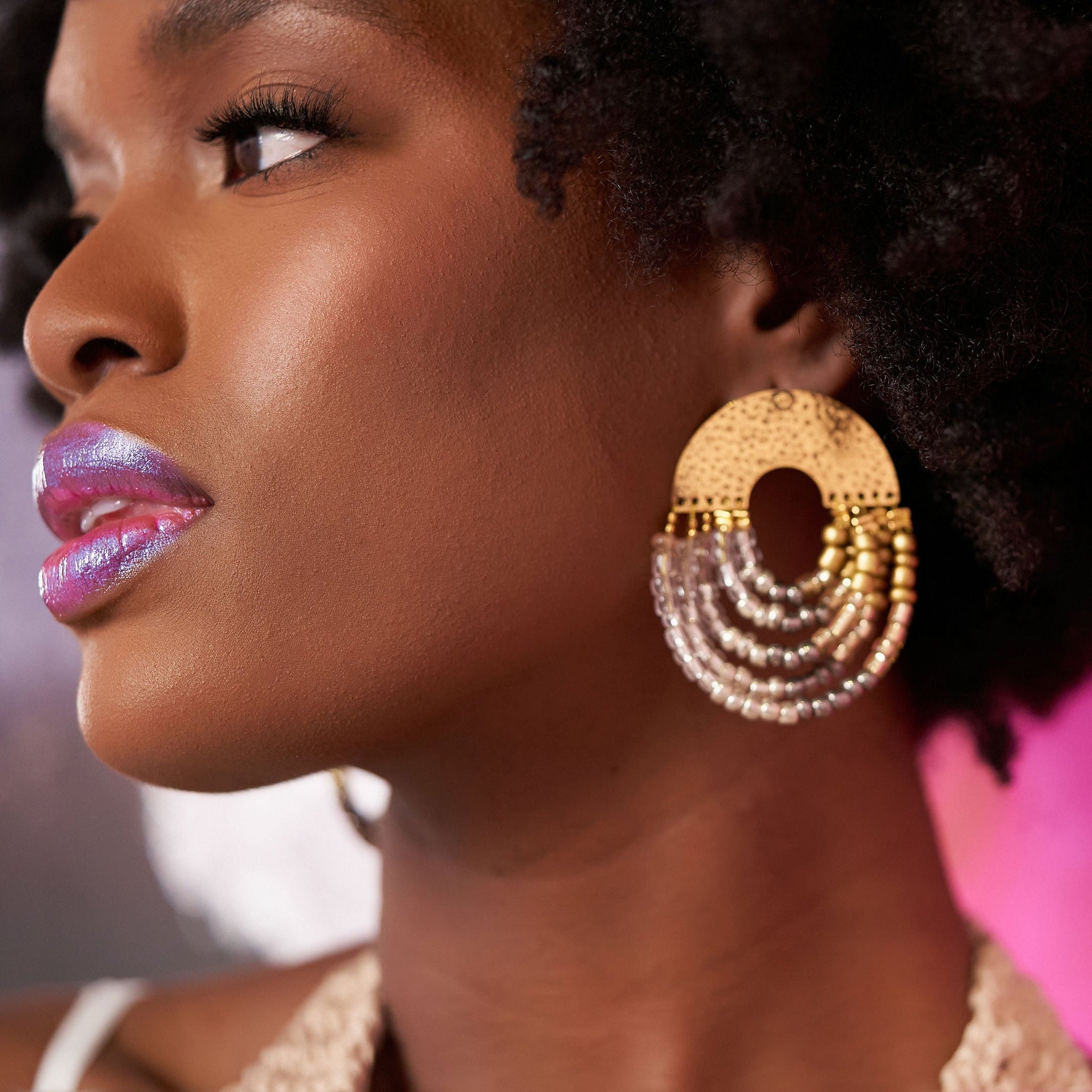 Dangles – Sassy Jones